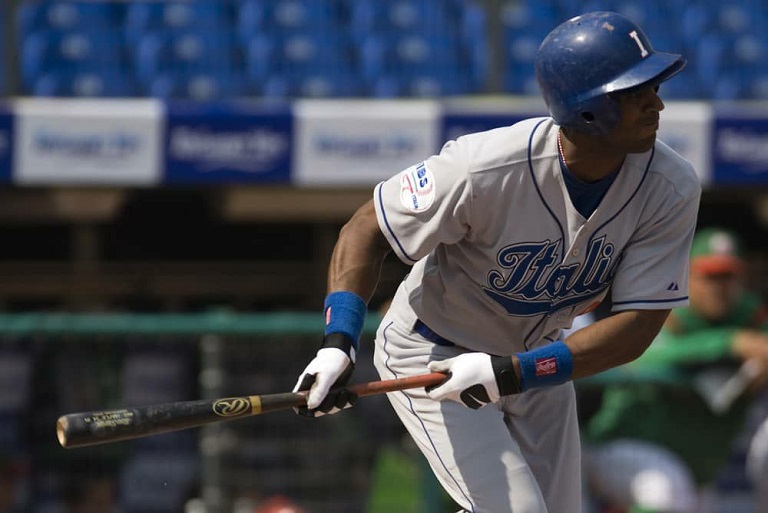 Con 48 años, Laidel Chapellí sigue sonando en Italia, ahora desde el ...