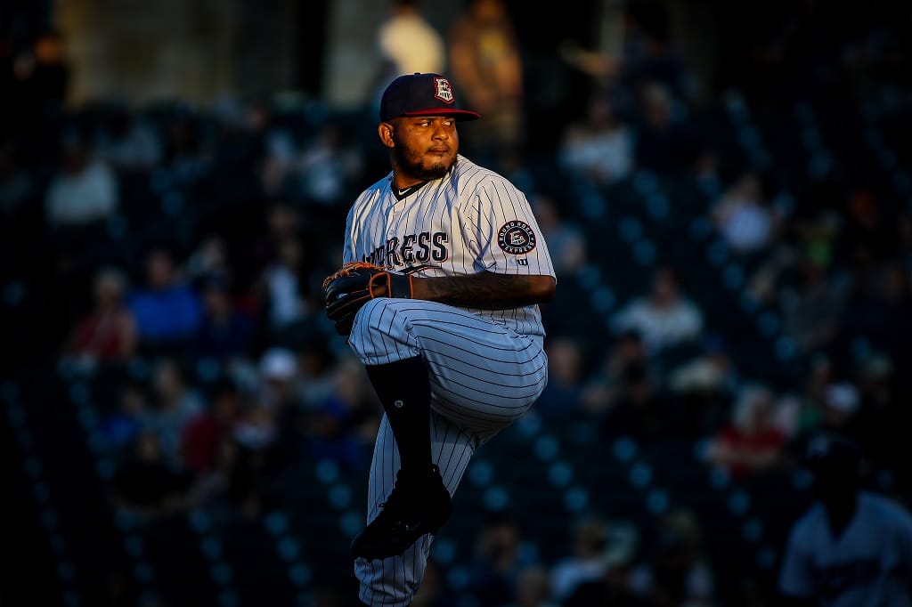 Cubano que lanzó en MLB en 2019 jugará en discreto torneo fuera de EEUU ...